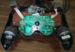 Como é um Joystick por dentro - Mundo Projetado